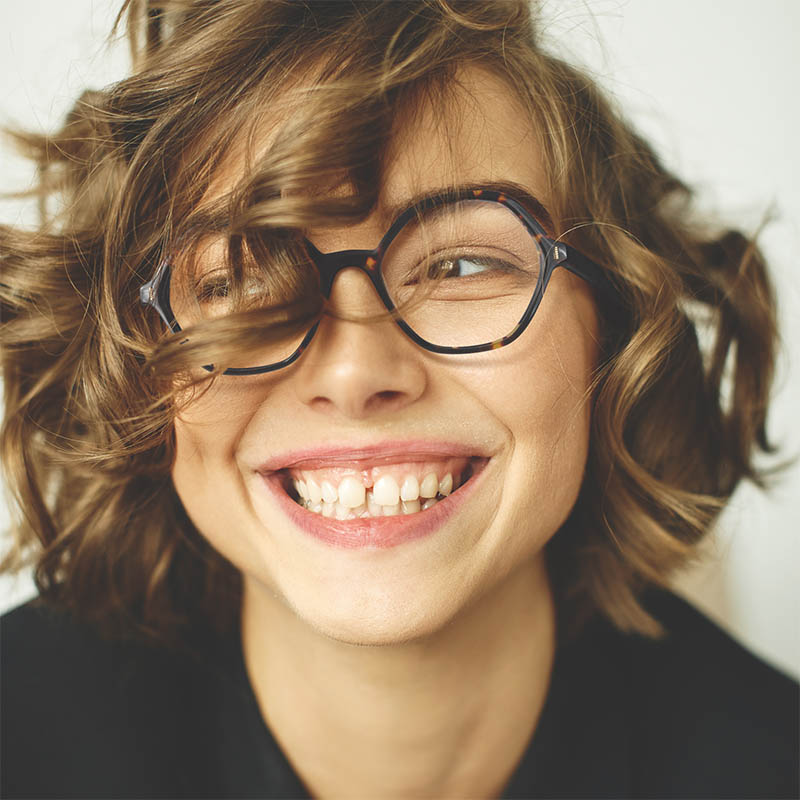 Jooly | Optik Wahl in Ochsenhausen